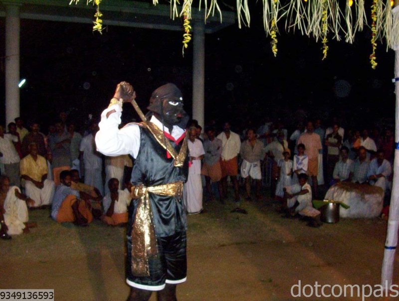 Porattu dance of Palakkad Kerala India::Folk arts Temple arts Temple ...
